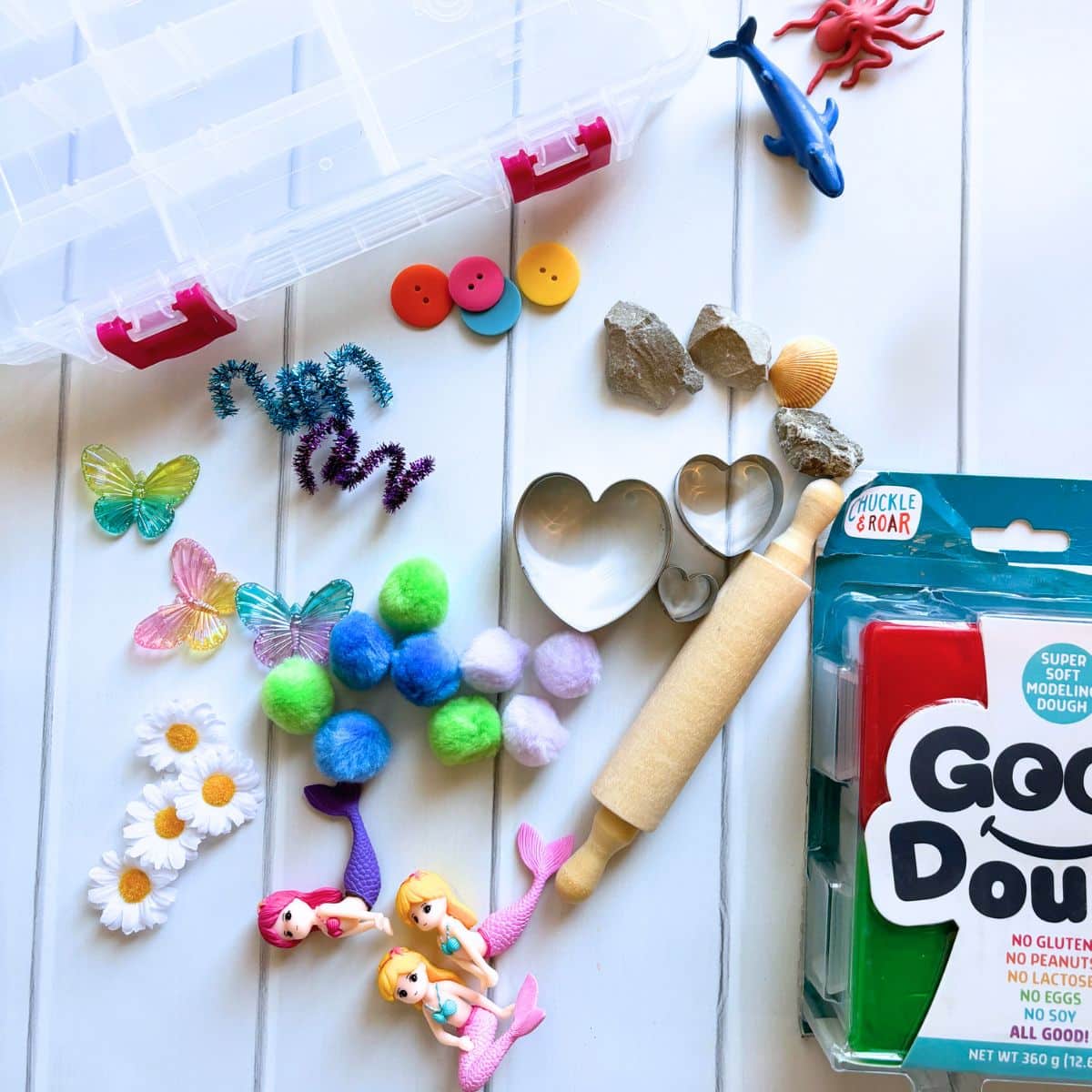 How to Make an Easy DIY Playdough Kit for Kids - Simply Full of Delight